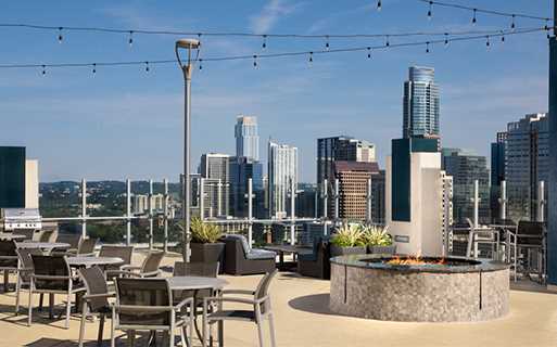 Downtown Austin, TX Apartments on Rainey Street | SkyHouse Austin