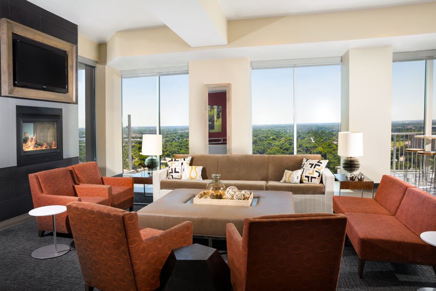 Tour the Gallery | Austin, TX Apartments Downtown | SkyHouse Austin