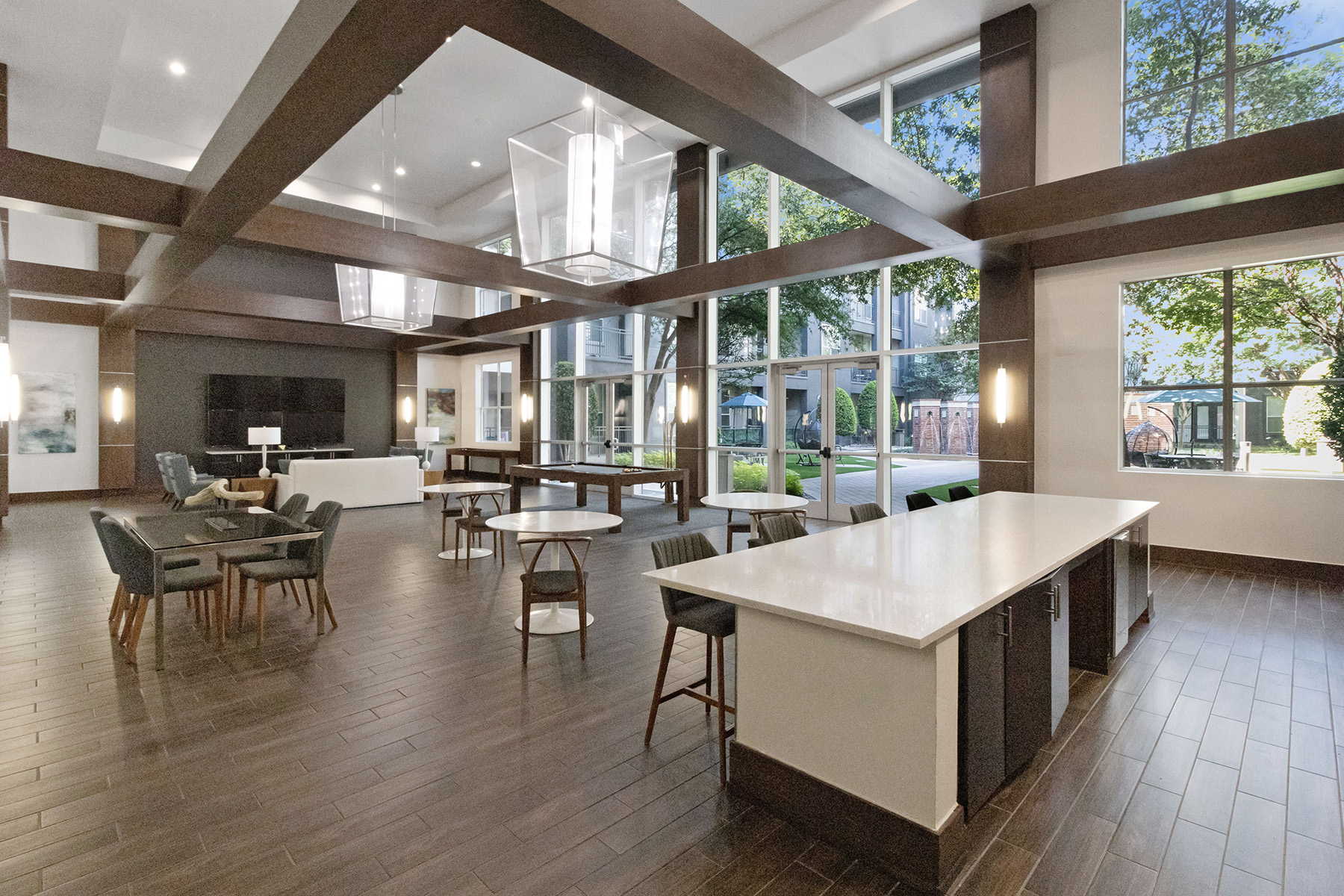 Photo Gallery - Icon at Ross Apartments | Dallas, TX