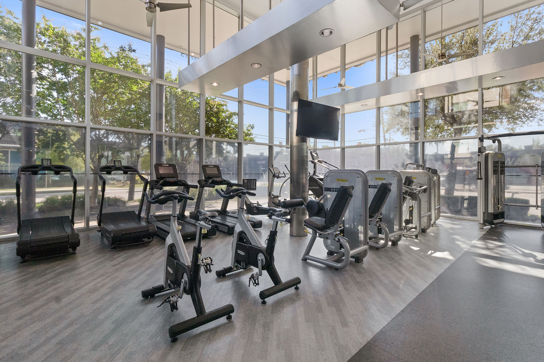 Photo Gallery - Icon at Ross Apartments | Dallas, TX
