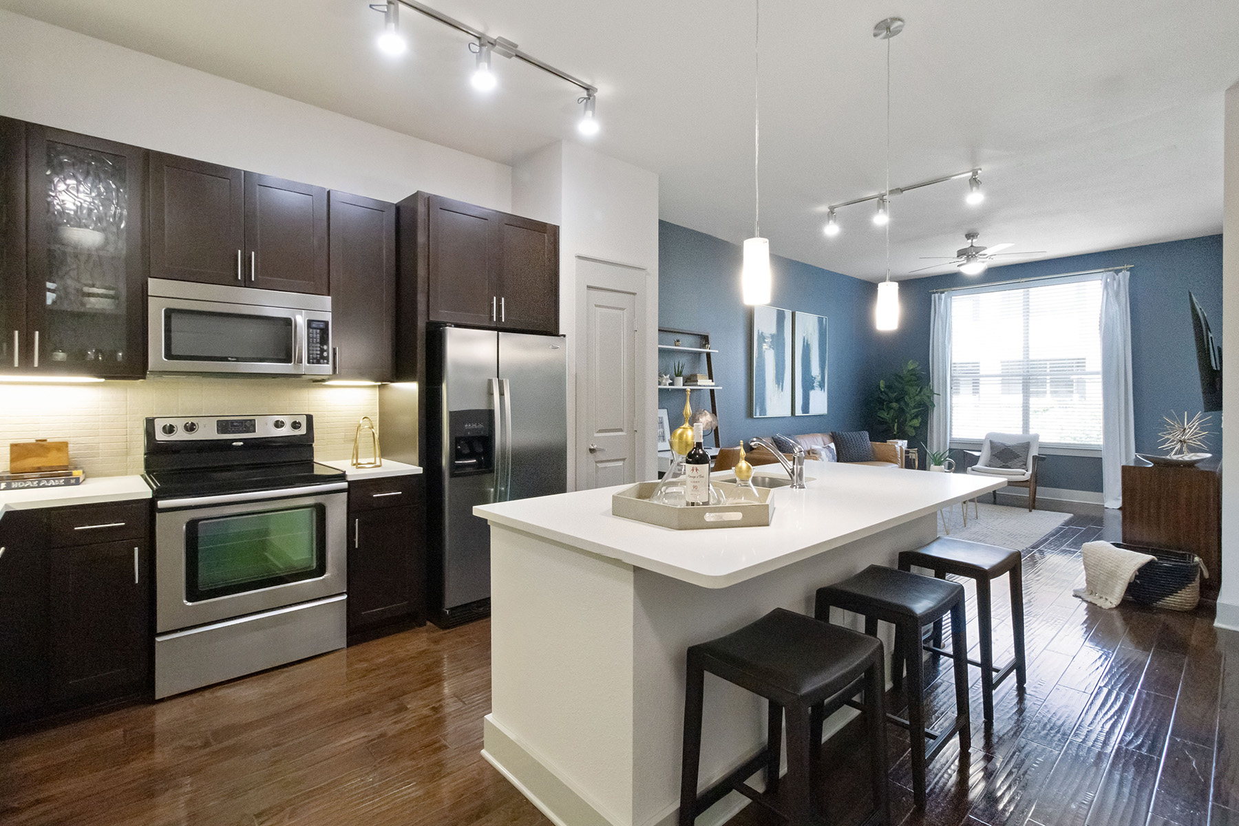 Photo Gallery - Icon at Ross Apartments | Dallas, TX