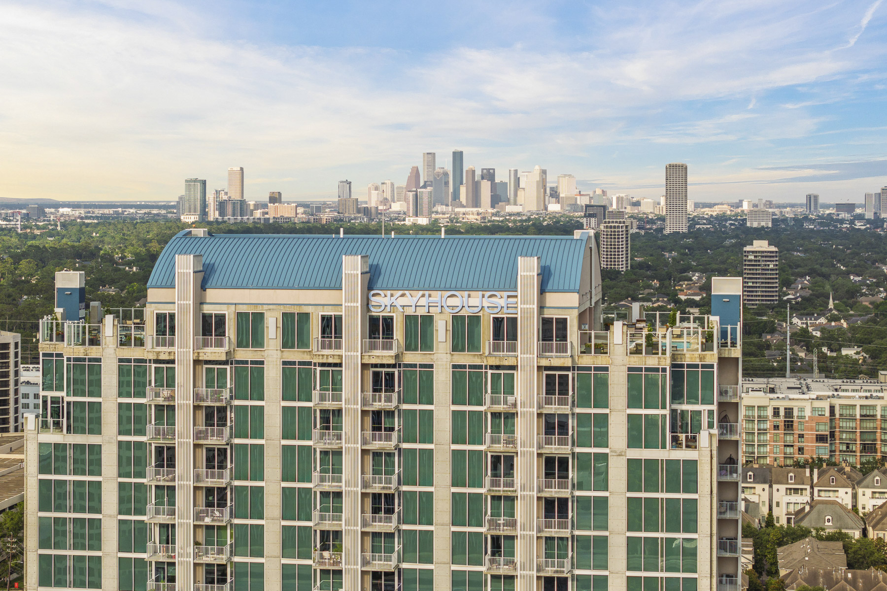 Gallery - SkyHouse River Oaks Apartments | Houston, TX