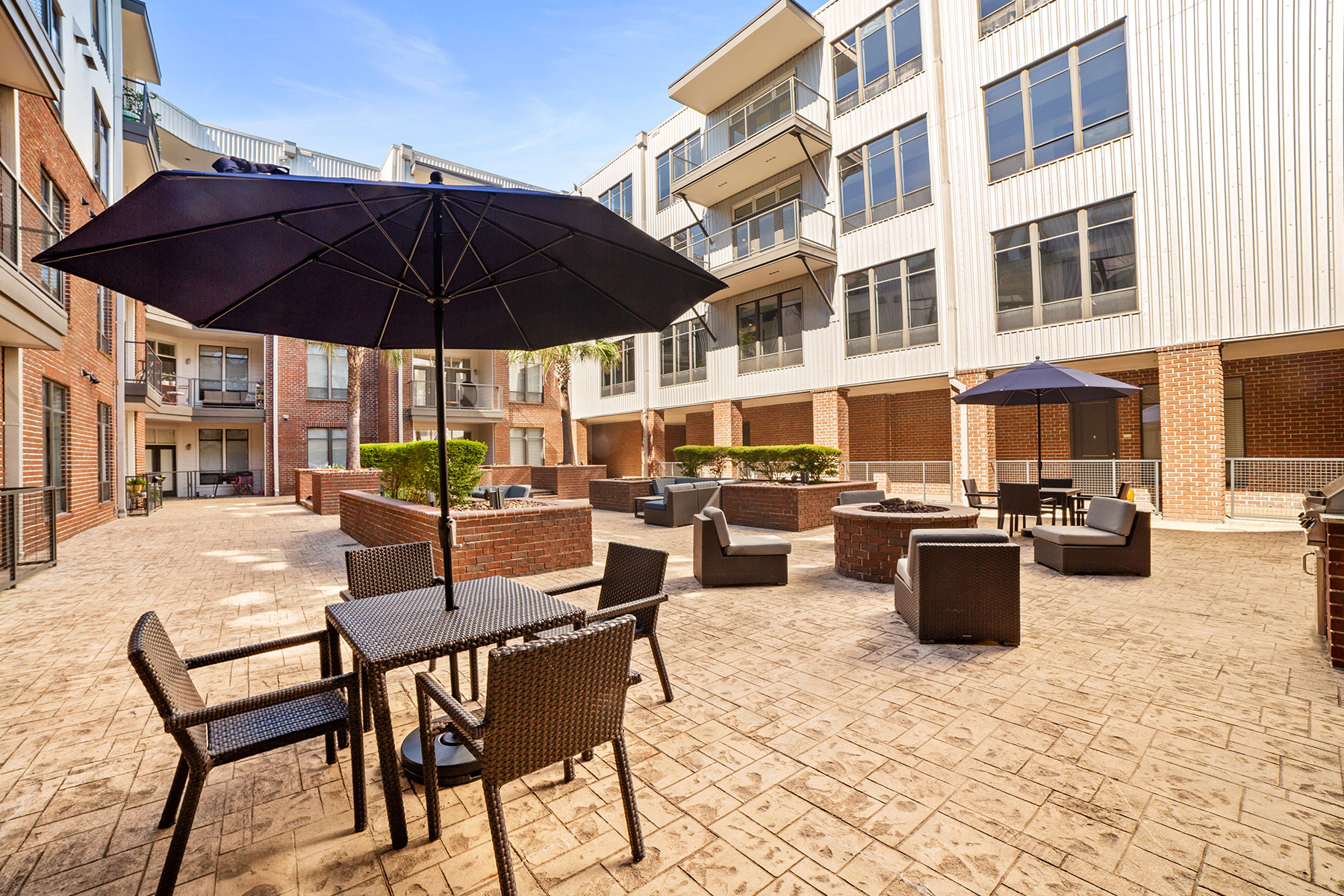 Photo Gallery - 2125 Yale Houston Heights Apts | Houston, TX
